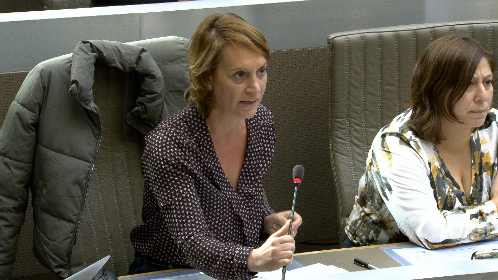“U ziet er een beetje hangry uit" - Elisabeth Meuleman - Vlaams Parlement TV