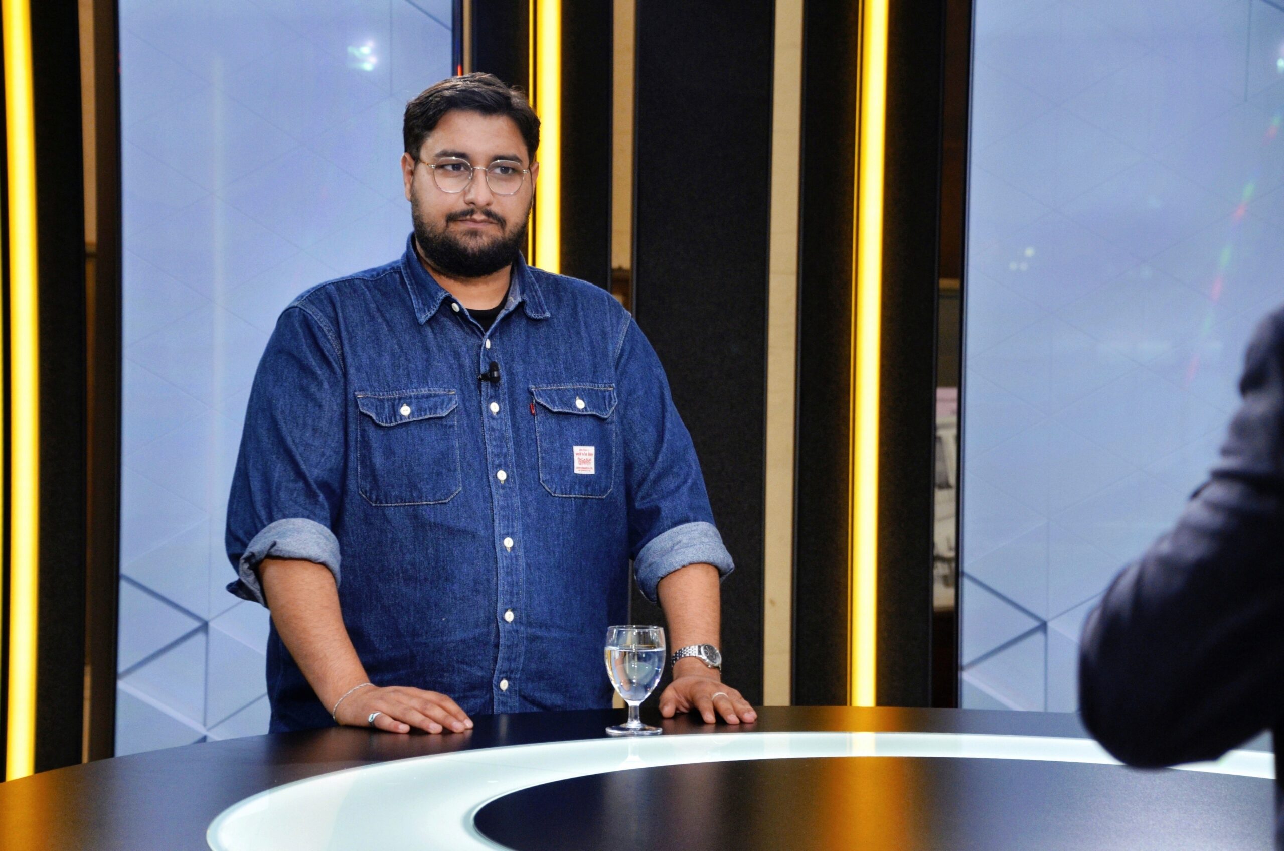 “Ik begrijp waarom Anuna De Wever radicaliseert" - Aimen Horch